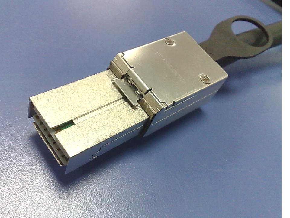鴻騰精密科技 Foxconn Interconnect Technology Limited - CXP cable assembly
